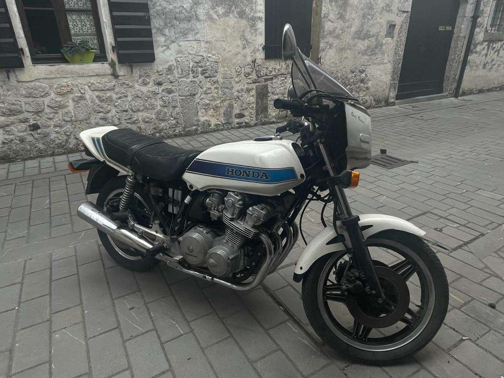 Honda VF 750giapponese