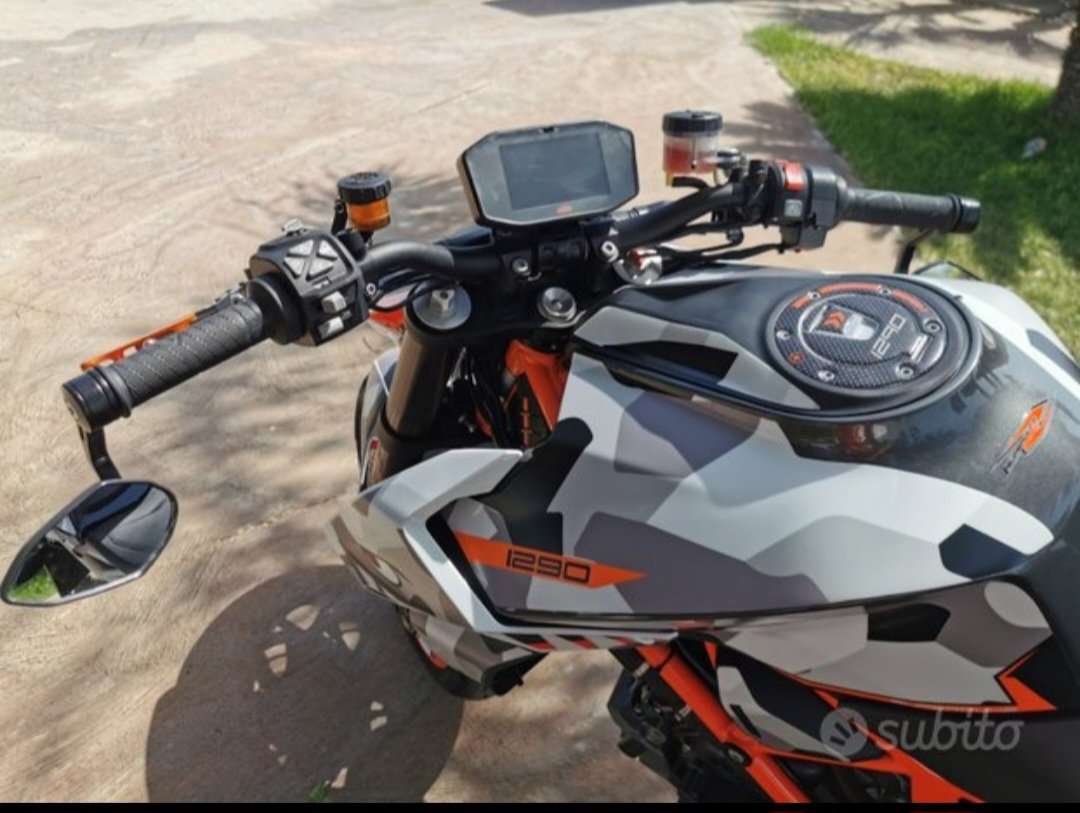 KTM 1290 Super Duke R