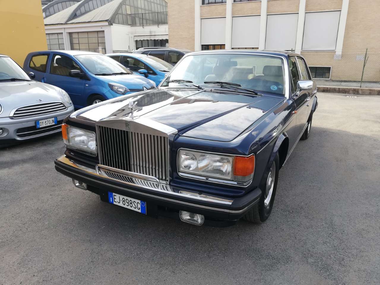 Rolls-Royce Silver Spirit