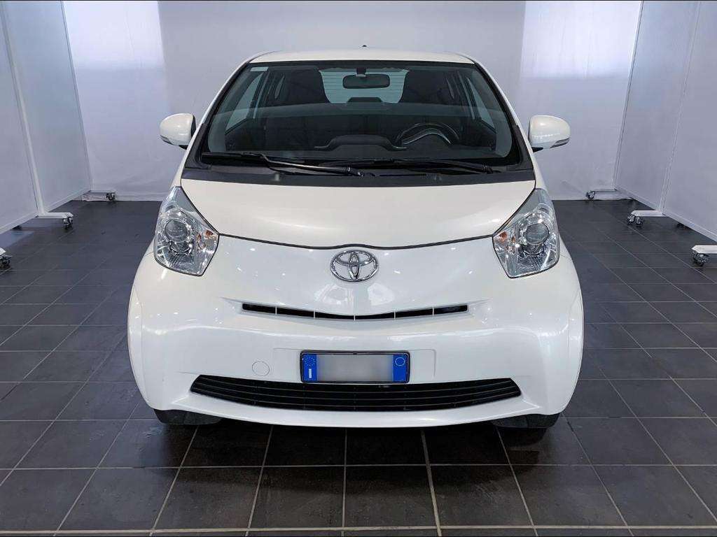 Toyota iQ1.0 cvt (multidrive)