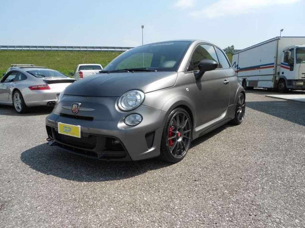 Abarth 695BIPOSTO