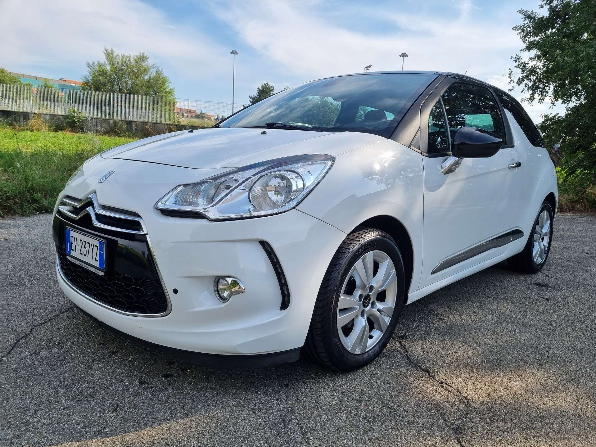 DS Automobiles DS 3DS3 1.4 hdi (ok neopatentati)