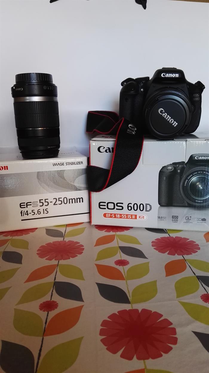 CANON 600 D