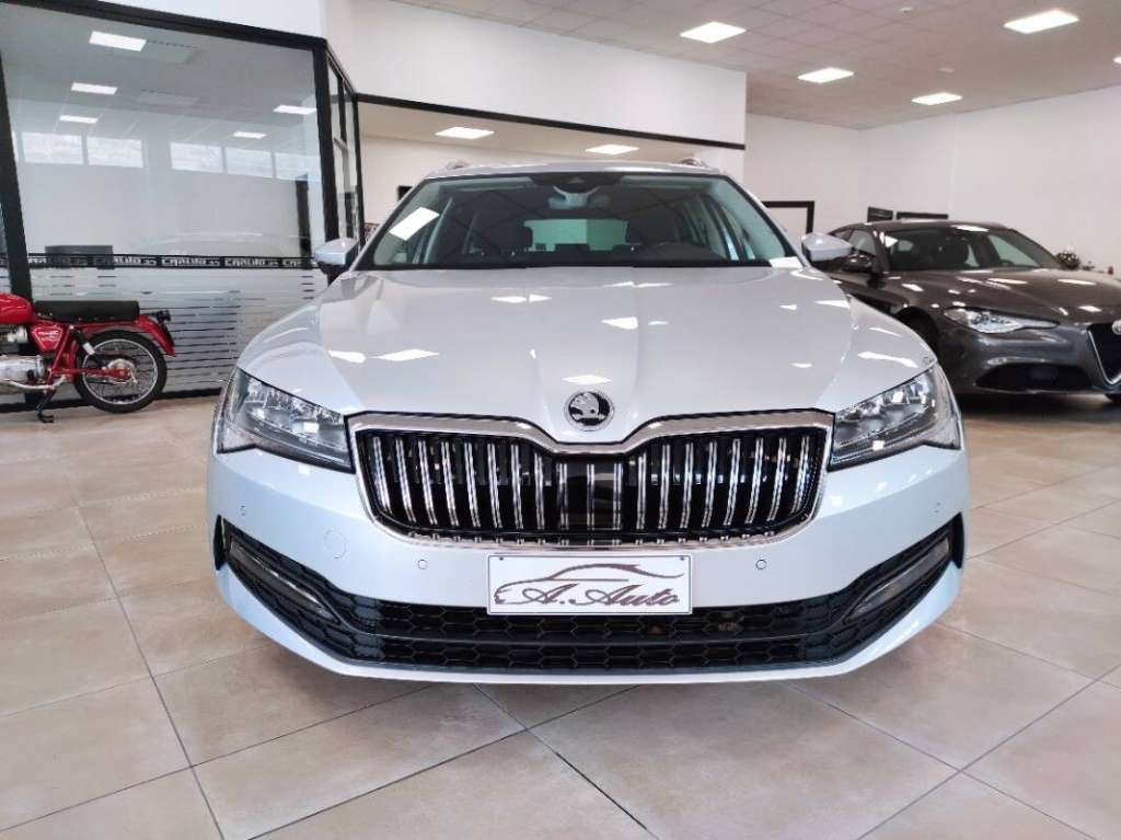 Skoda Superb2.0 tdi evo Style 150cv dsg