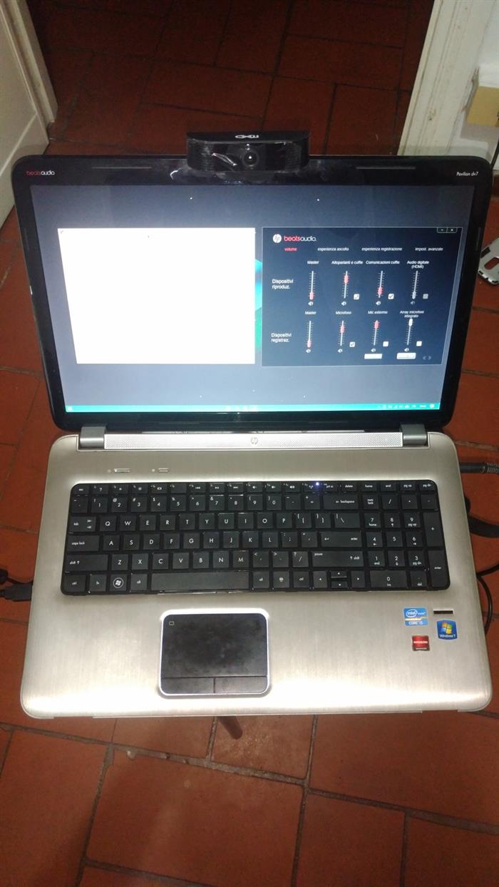 LAPTOP HP SMART WORKING, 8GB RAM, 570GB HDD WINDOWS 10