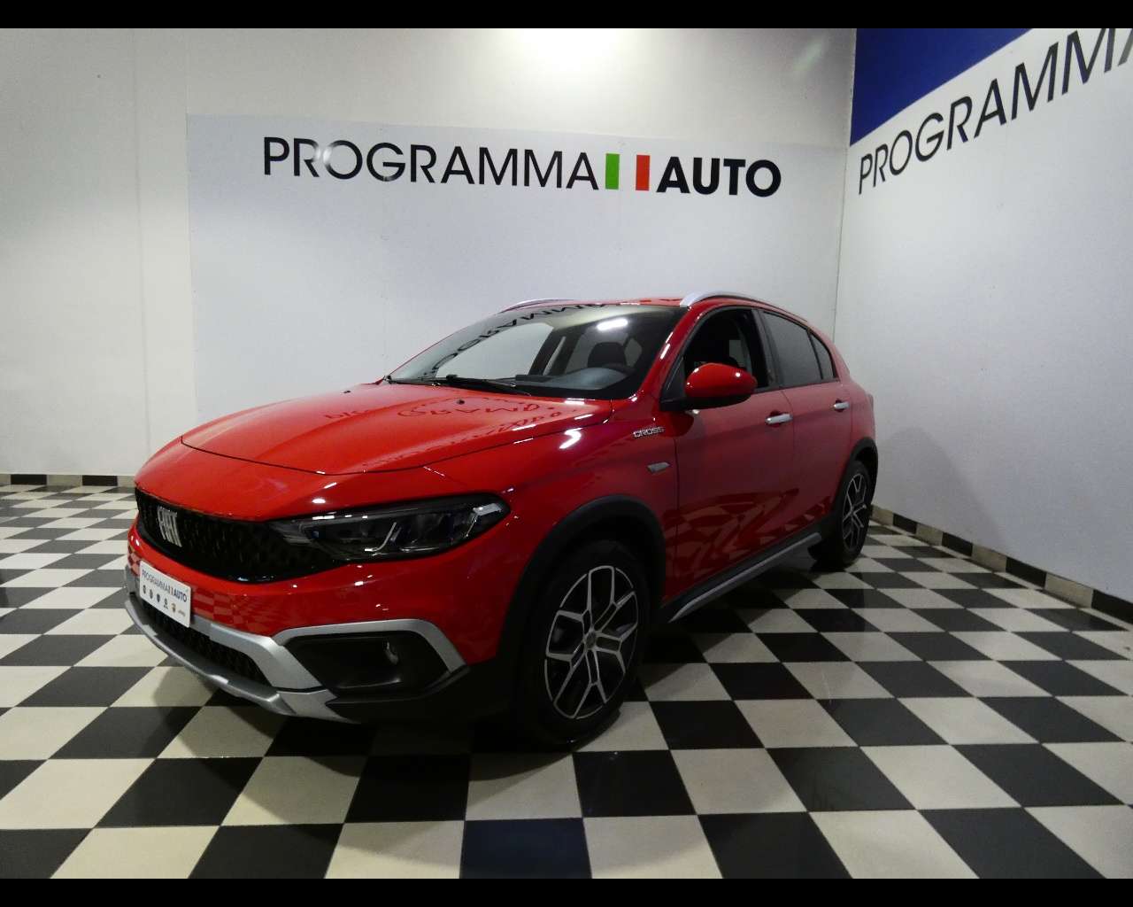 Fiat Tipo5 Porte 1.5 T4 Hybrid (Red)