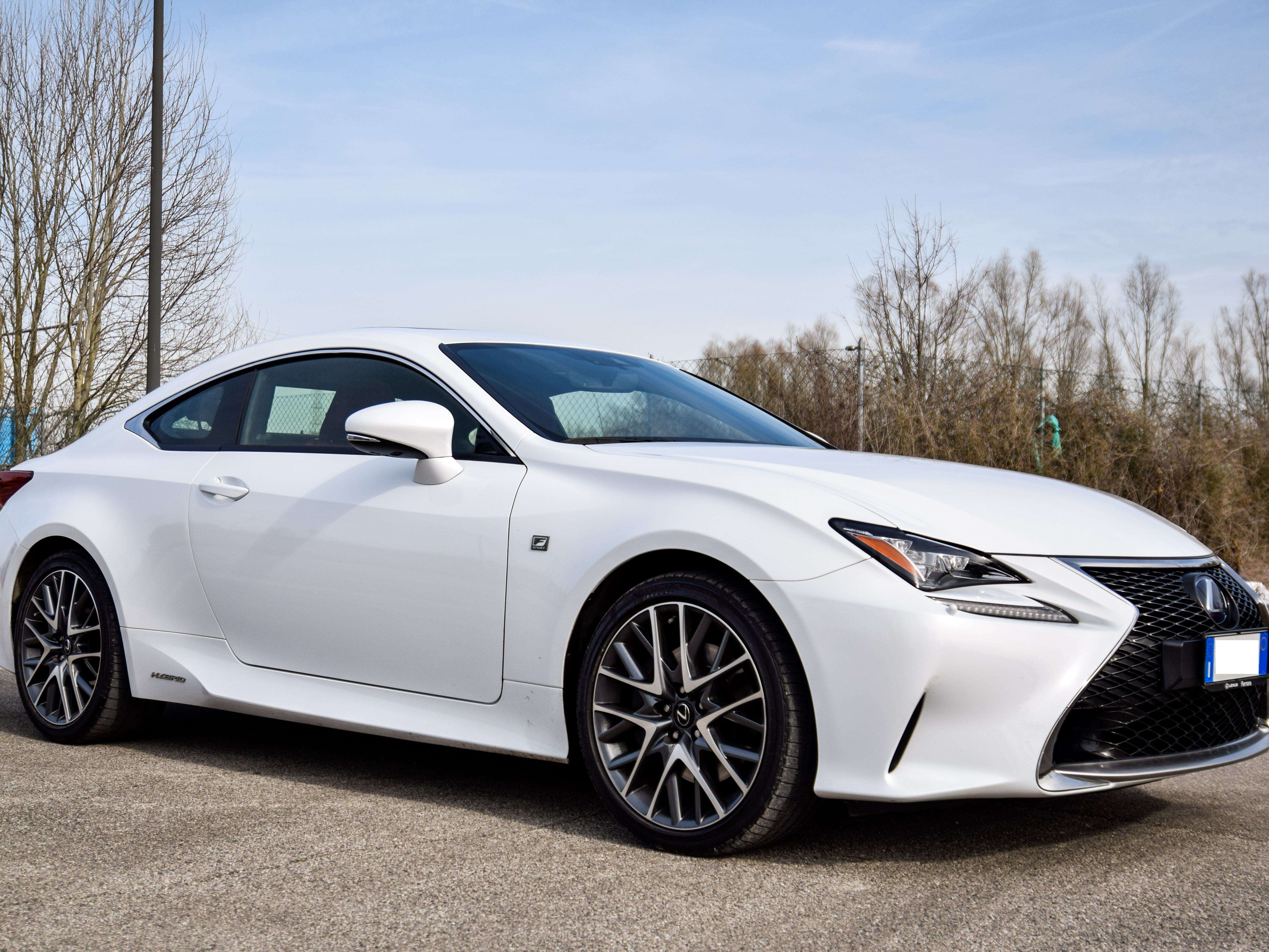 Lexus RC 300hRC 2.5 F-Sport cvt