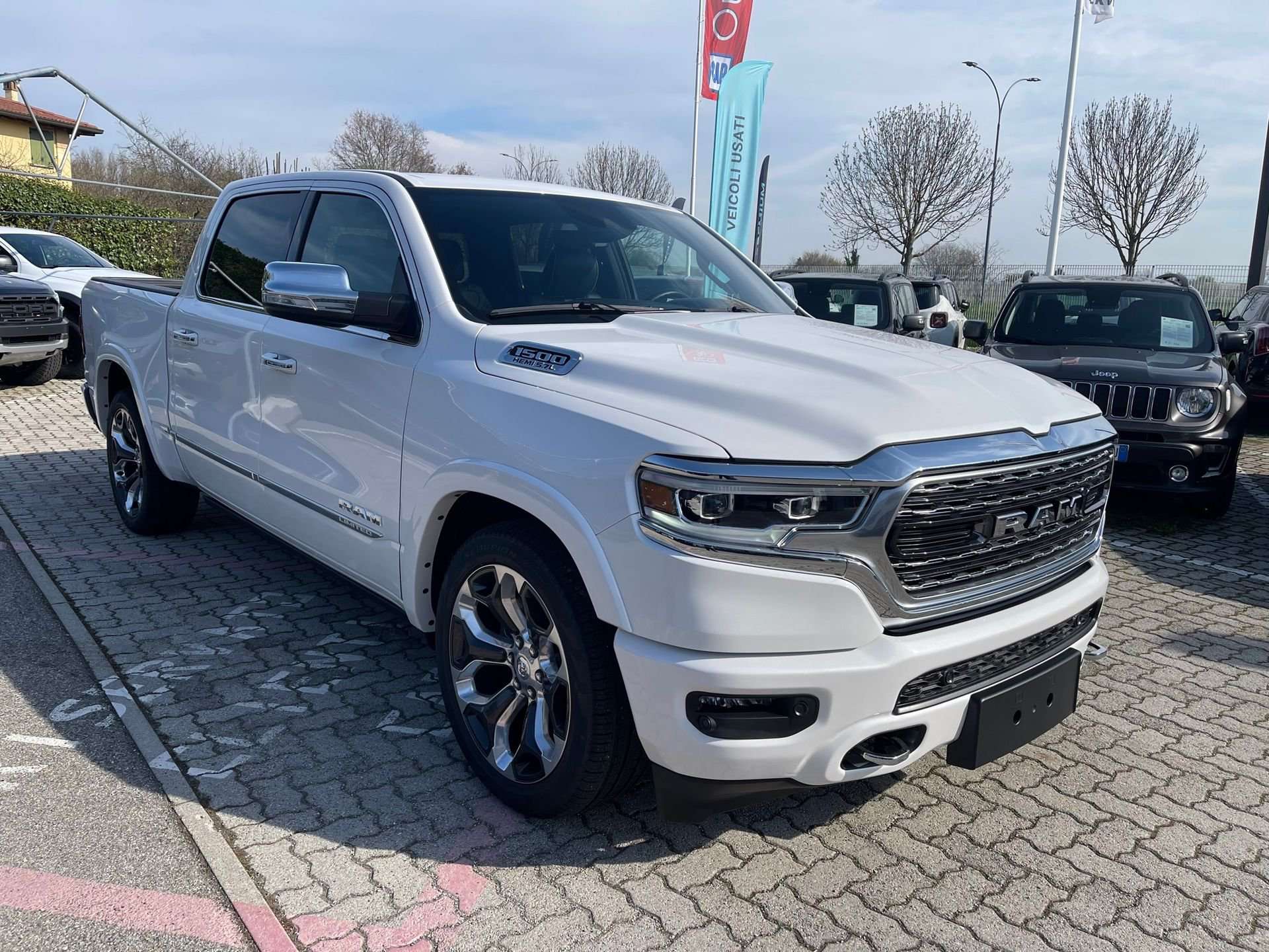 Dodge RAM1500 MY 22 LIMITED SPORT 5.7L HEMI V8 395cv 4X4