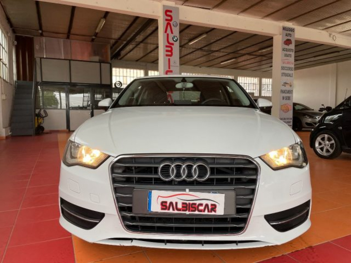 AUDI A3 2ª serie A3 SPB 1.6 TDI 90 CV CR F.AP Ambiente