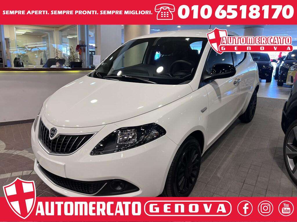 Lancia Ypsilon1.0 firefly hybrid Silver s&s 70cv 5p.ti KM0