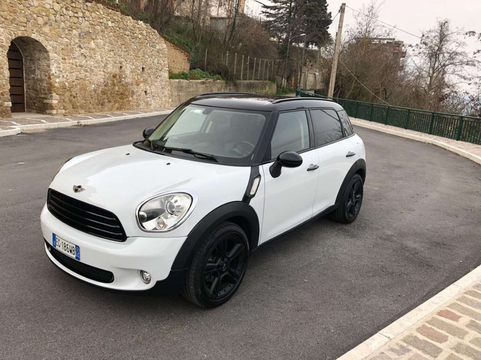 MINI One D Countryman1.6