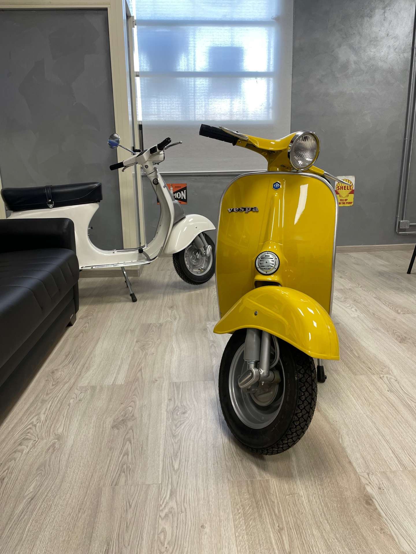 Vespa 50R