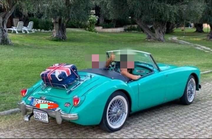 MG MGA