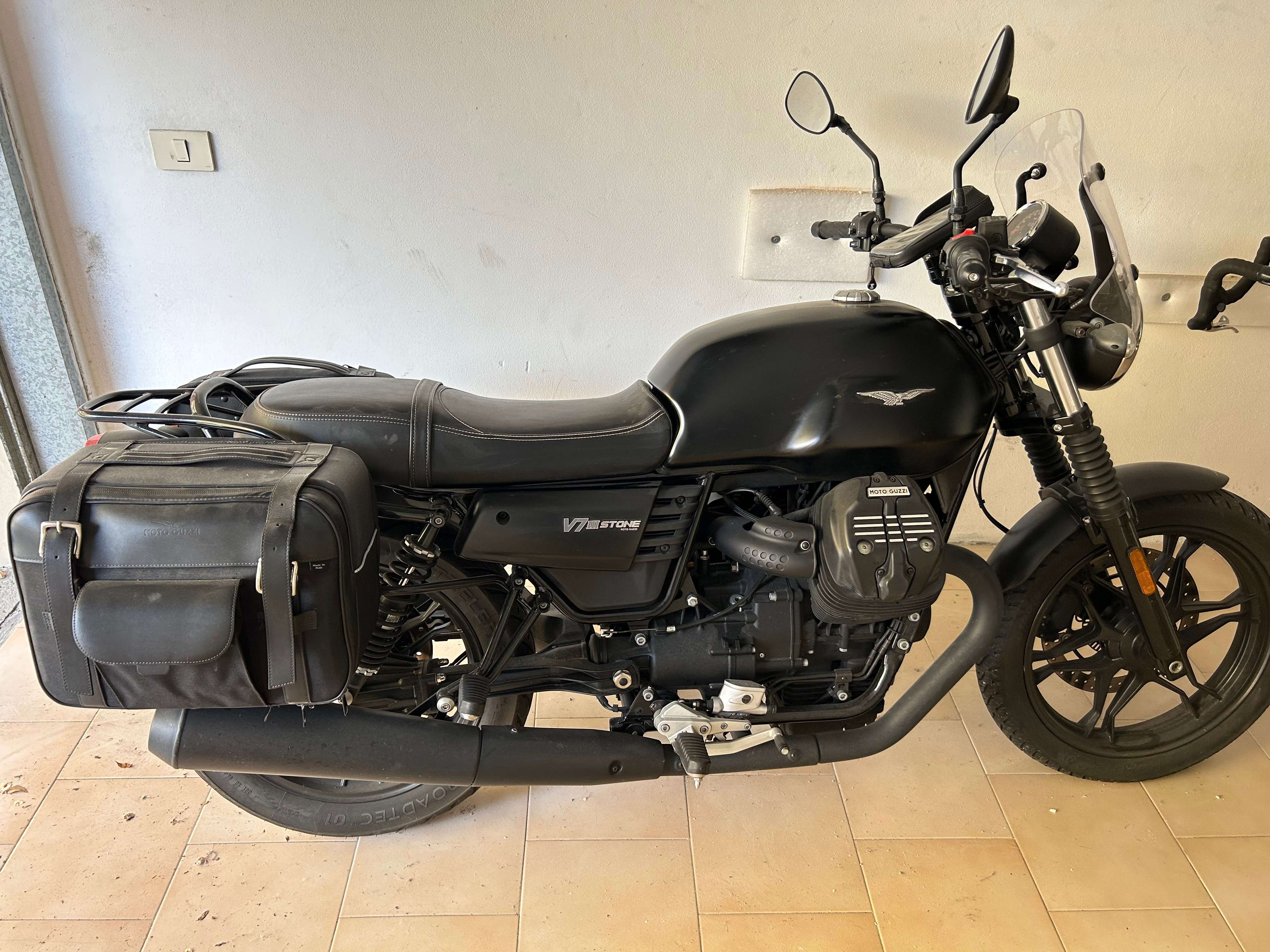 Moto Guzzi V 7