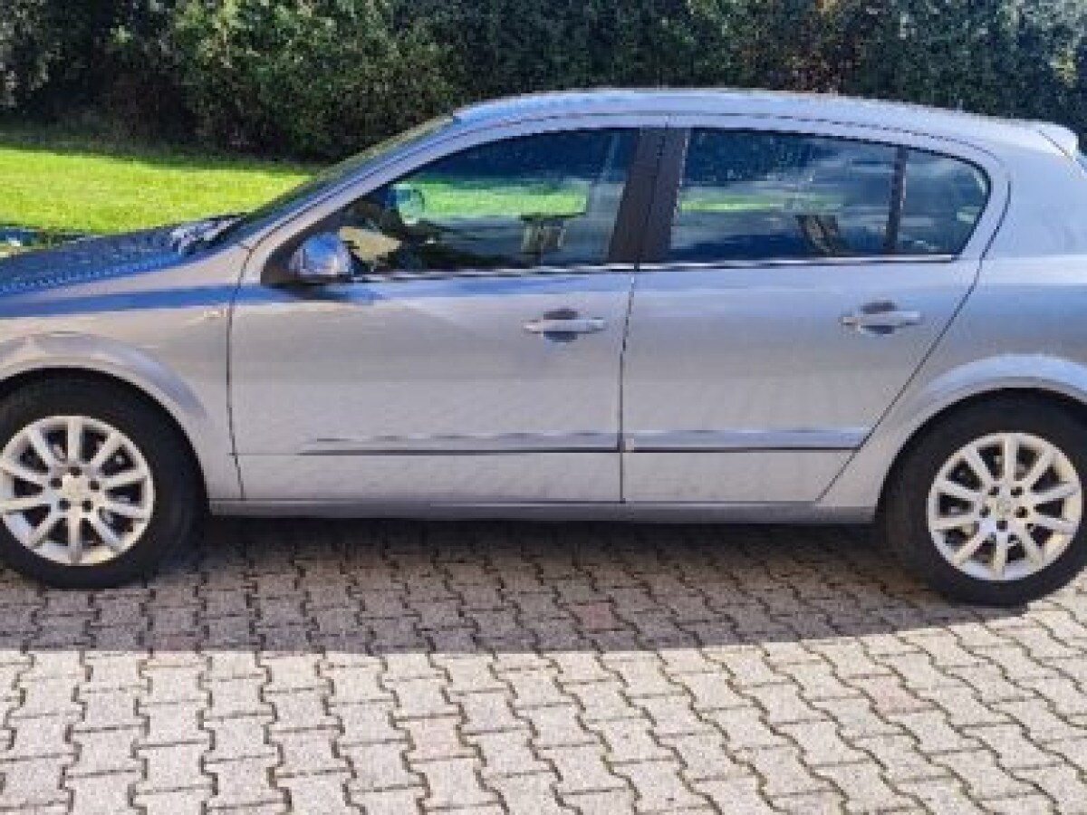 OPEL Astra 3ª serie Astra 1.6 16V Twinport 5 porte Cosmo