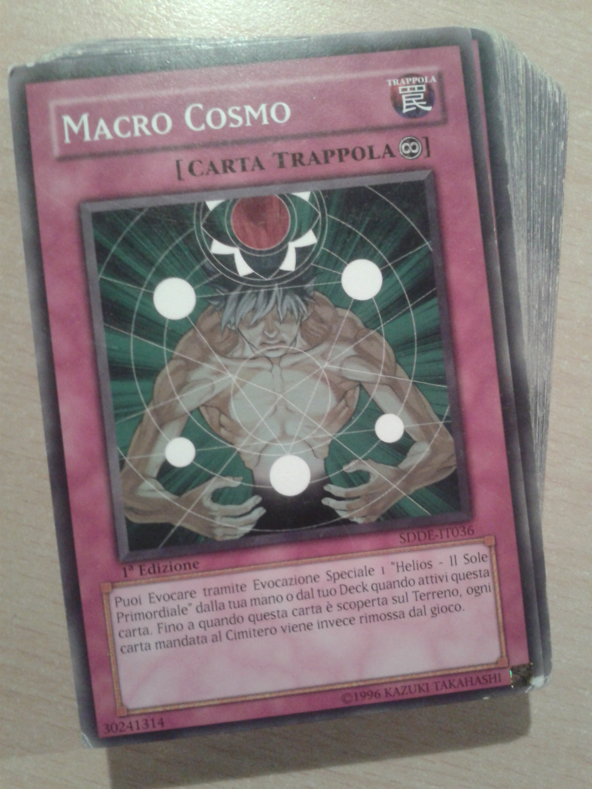 DECK YU GI OH MACRO COSMO (42 CARTE)