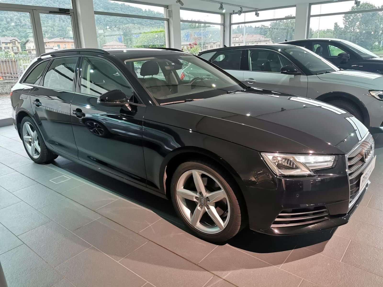 Audi A4Avant 40 TFSI Business