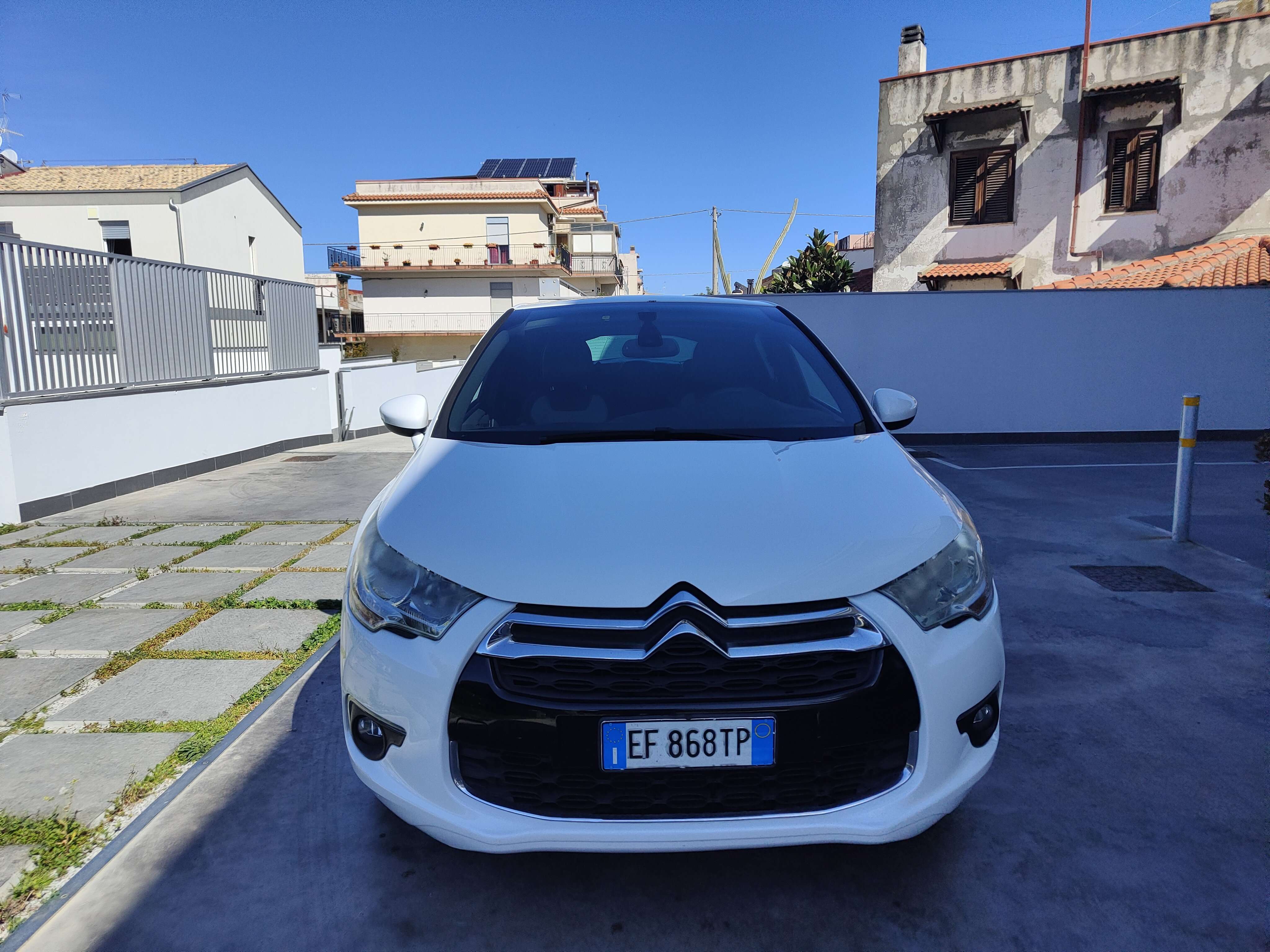 Citroen DS4DS4 1.6 e-hdi airdream Chic 110cv cmp6