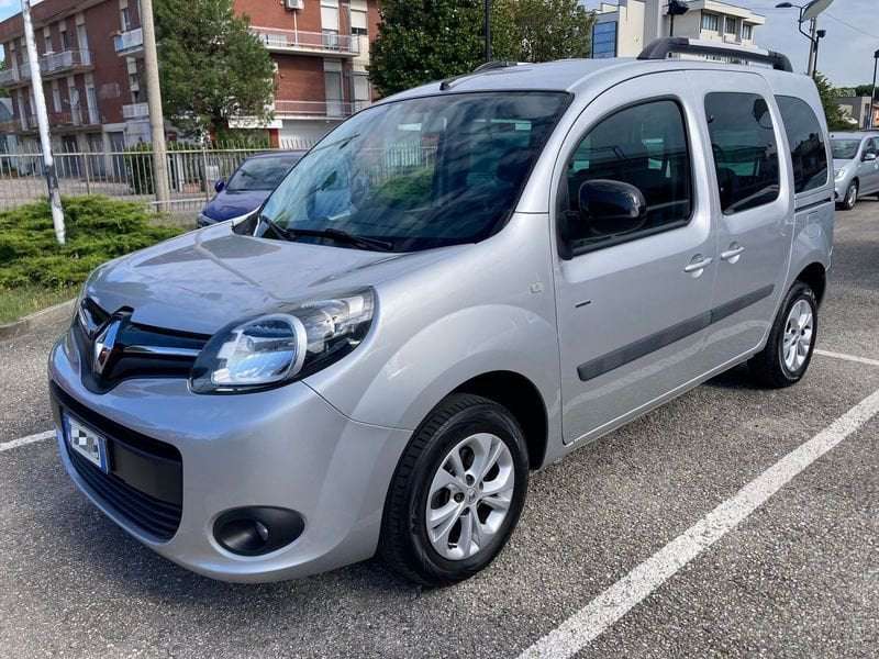 Renault KangooKangoo 1.5 dCi 90CV 5 porte Stop & Start Limited