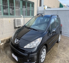 Peugeot 207 sw. 1.4