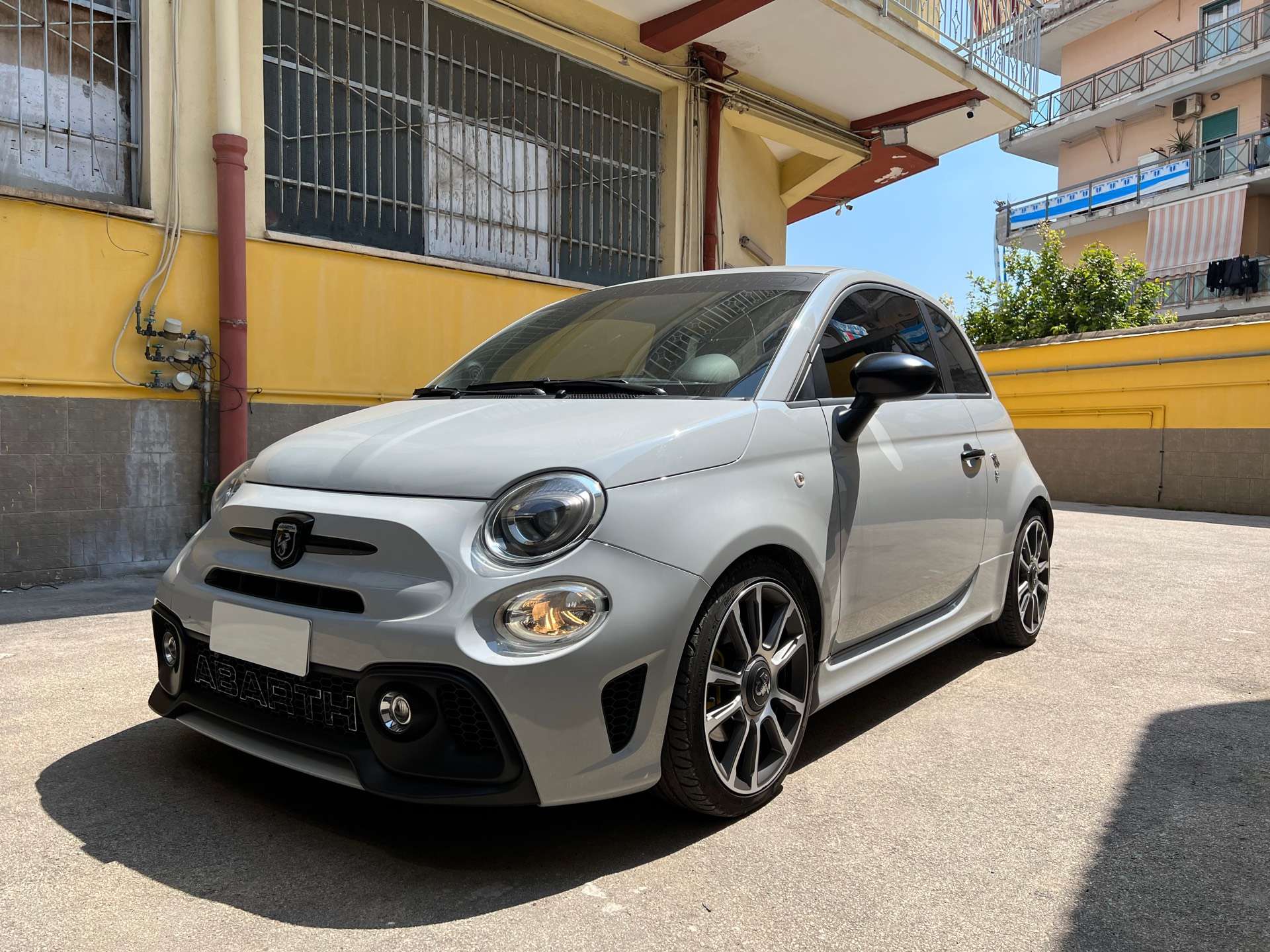 Abarth 5951.4 t-jet 145cv