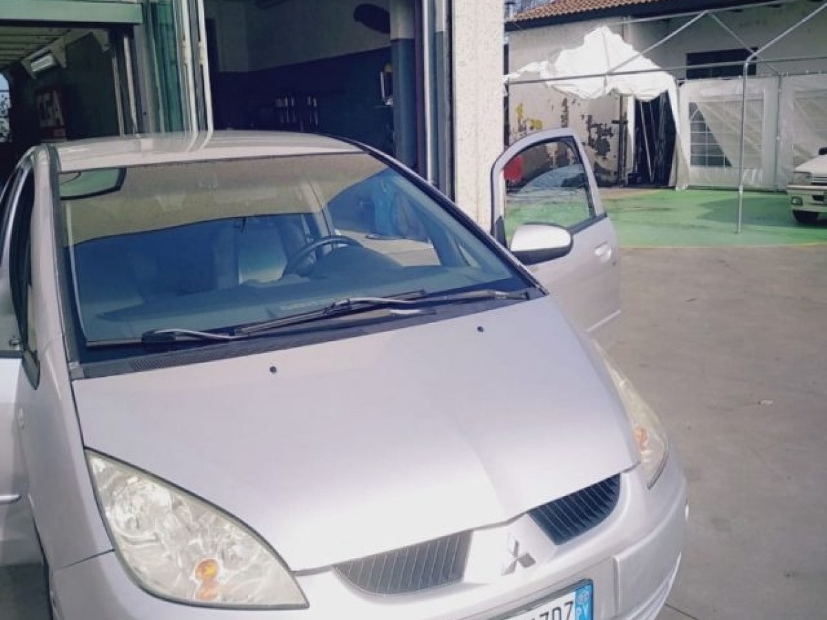 MITSUBISHI Colt 7ª serie Colt 1.3 16V 3p. CZ3 Invite