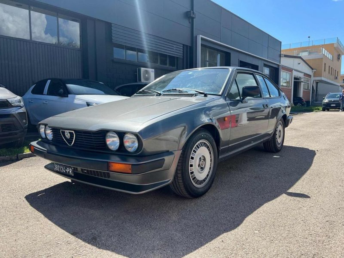 ALFA ROMEO Alfetta GT/GTV GTV 2.0