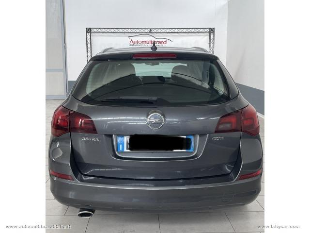 Opel astra 2.0 cdti 160 cv st cosmo s