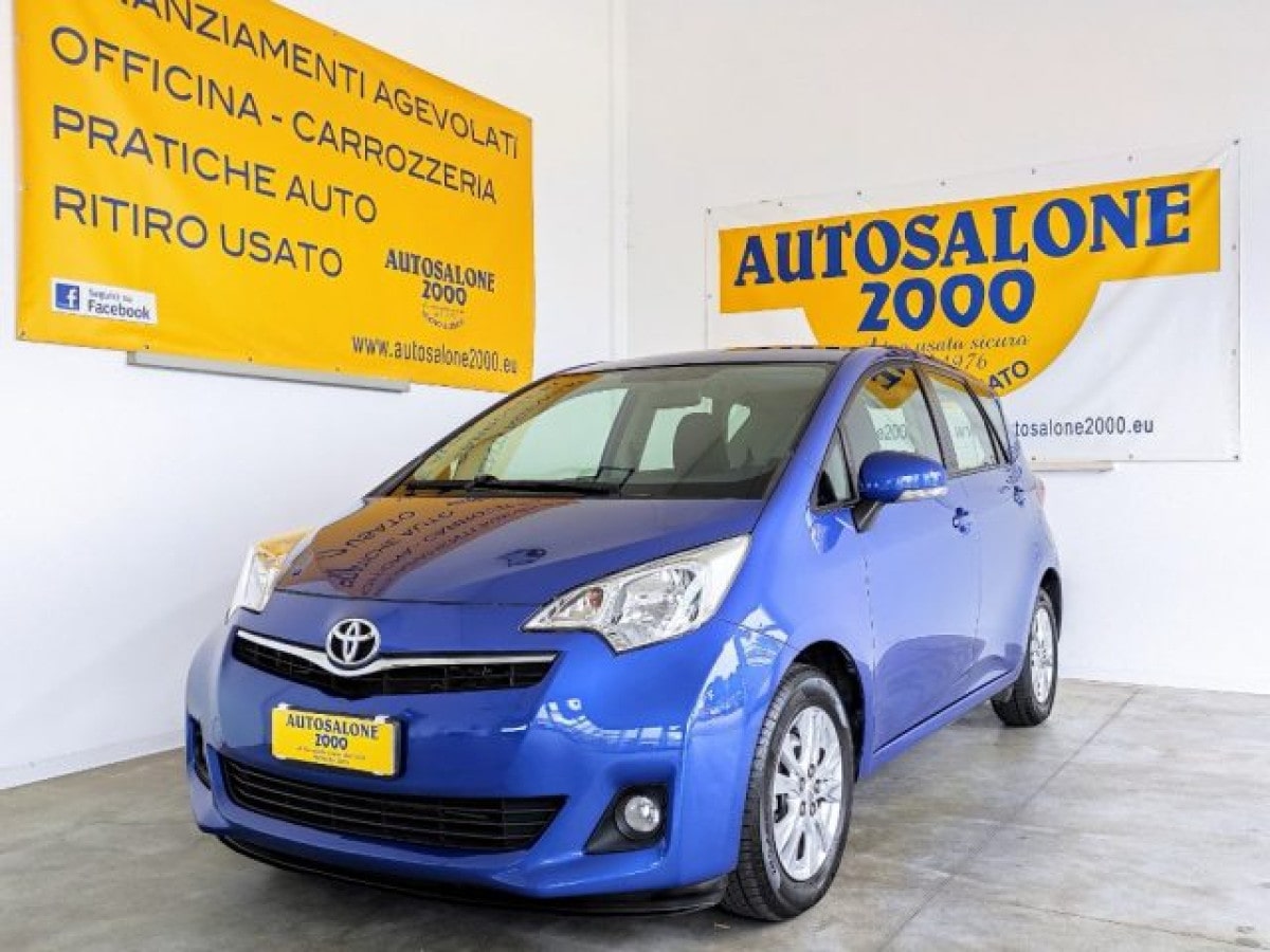 TOYOTA Verso-S Verso-S 1.3 MT Active