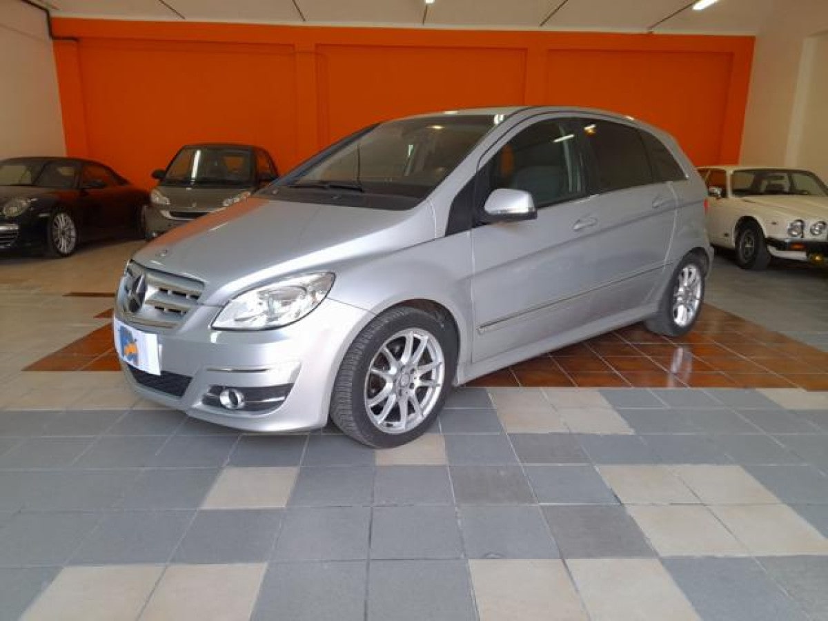 MERCEDES Classe B (T245) B 180 CDI Premium