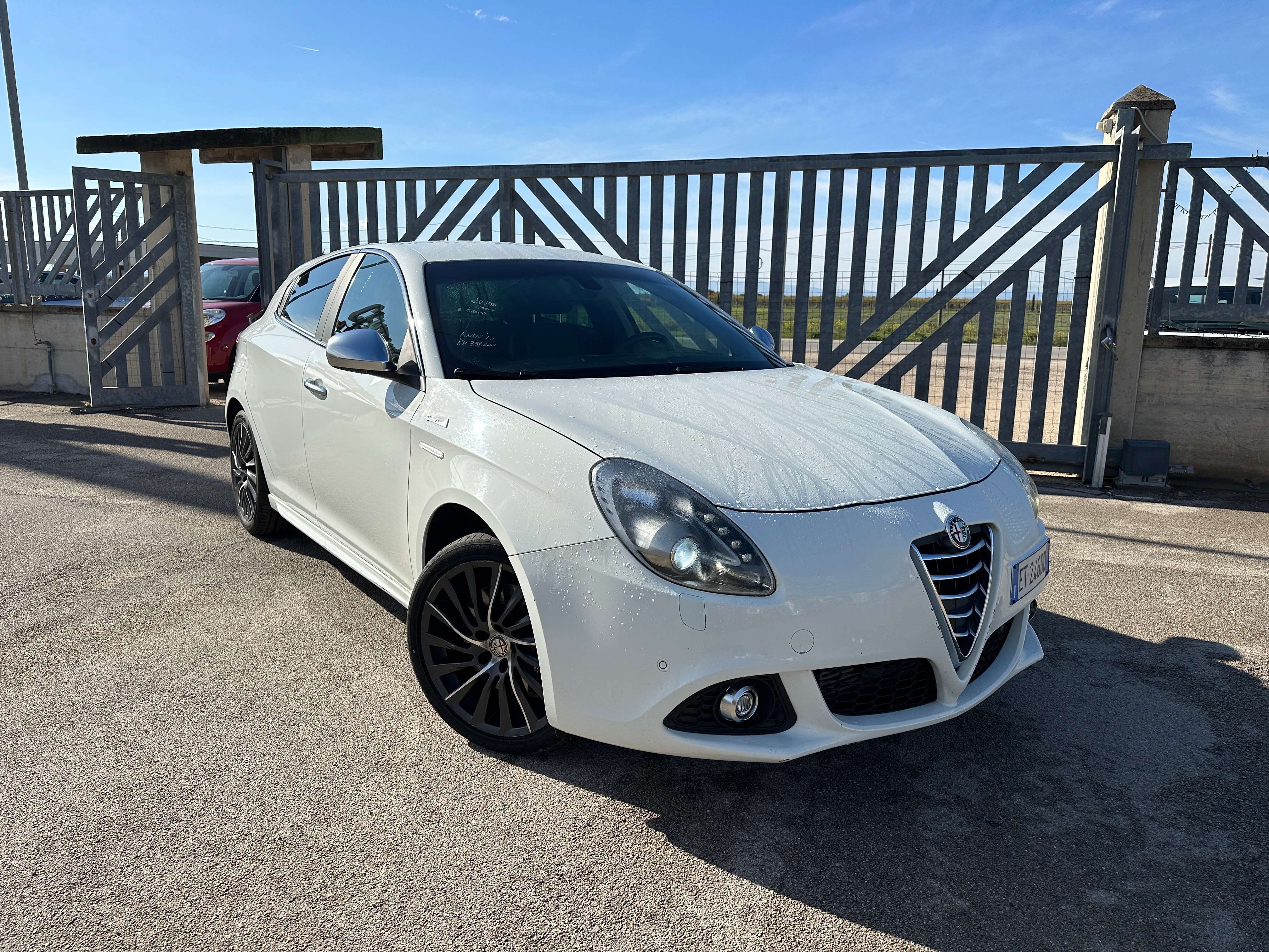 Alfa Romeo Giulietta2.0 jtdm Exclusive 150cv-PELLE-BIXENO-SENSORI