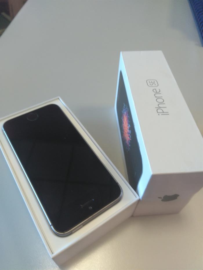 IPHONE SE - 32 GB