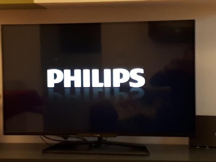 PHILIPS SMART TV 42’’