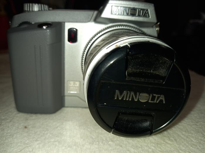 MINOLTA DIMAGES 5