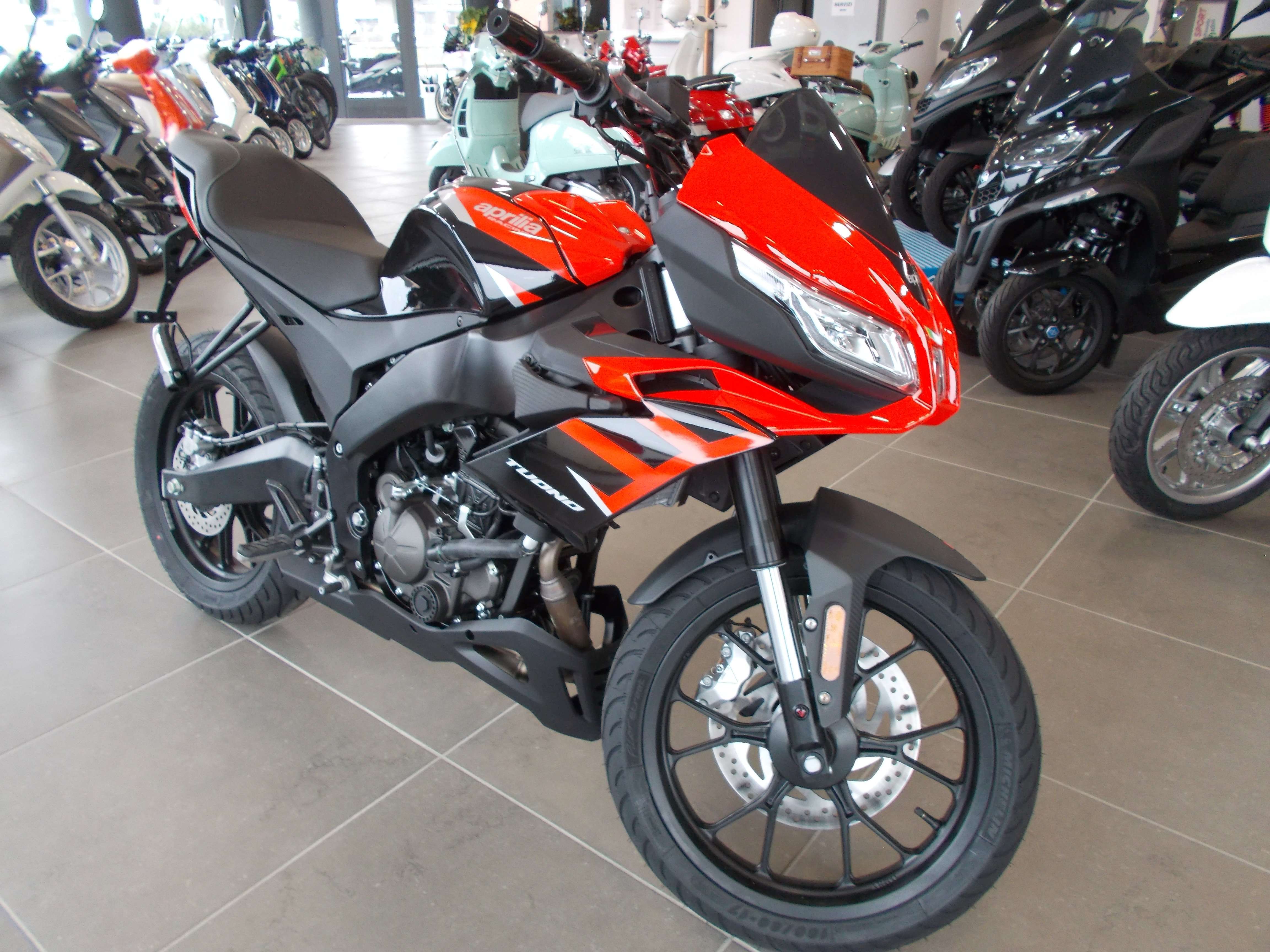 Aprilia Tuono125