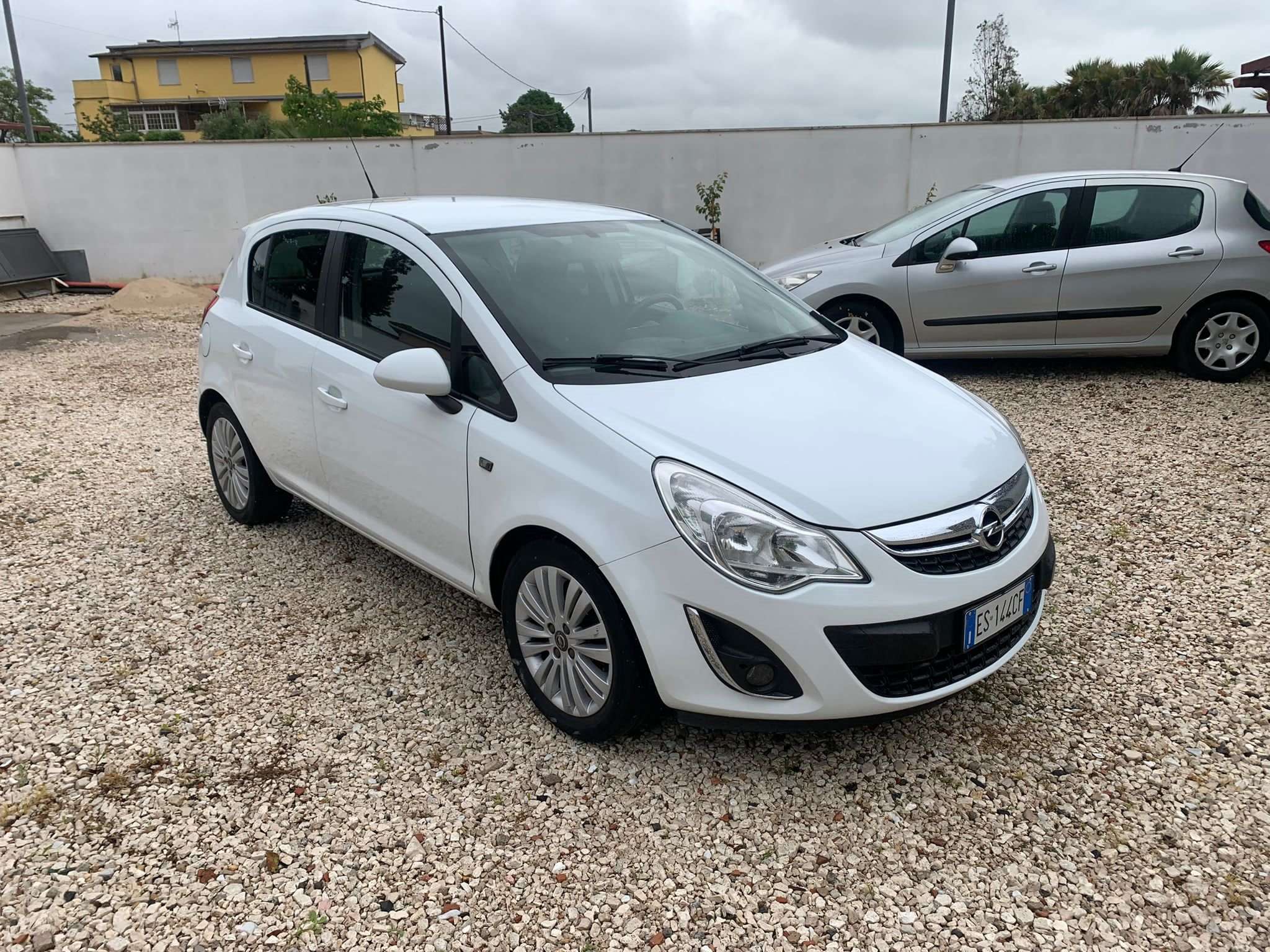 Opel CorsaCorsa IV 2010 5p 1.2 Ecotec Gpl-tech 85cv