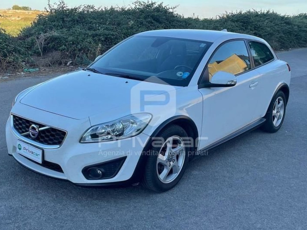 VOLVO C30 (2006-2012) C30 1.6 D DRIVe Momentum