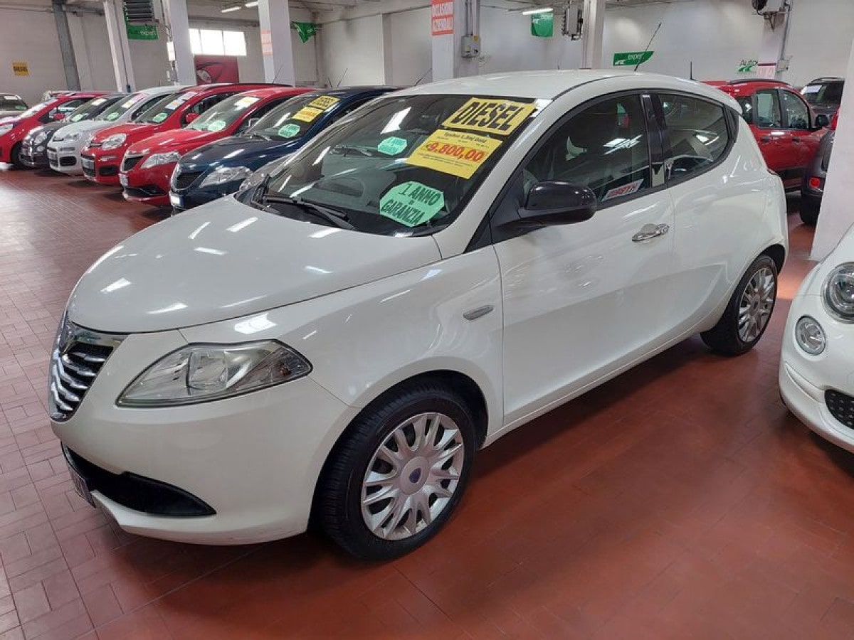 LANCIA Ypsilon 3ª serie Ypsilon 1.3 MJT 16V 95 CV 5 porte S&S Gold