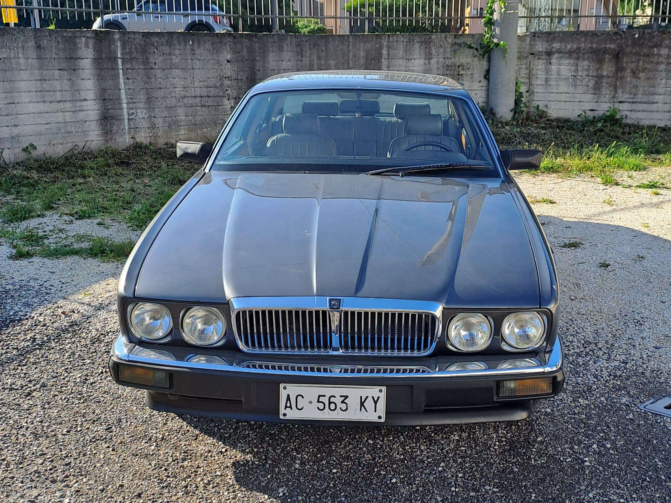 Jaguar XJ6XJ6 3.6 Sovereign auto