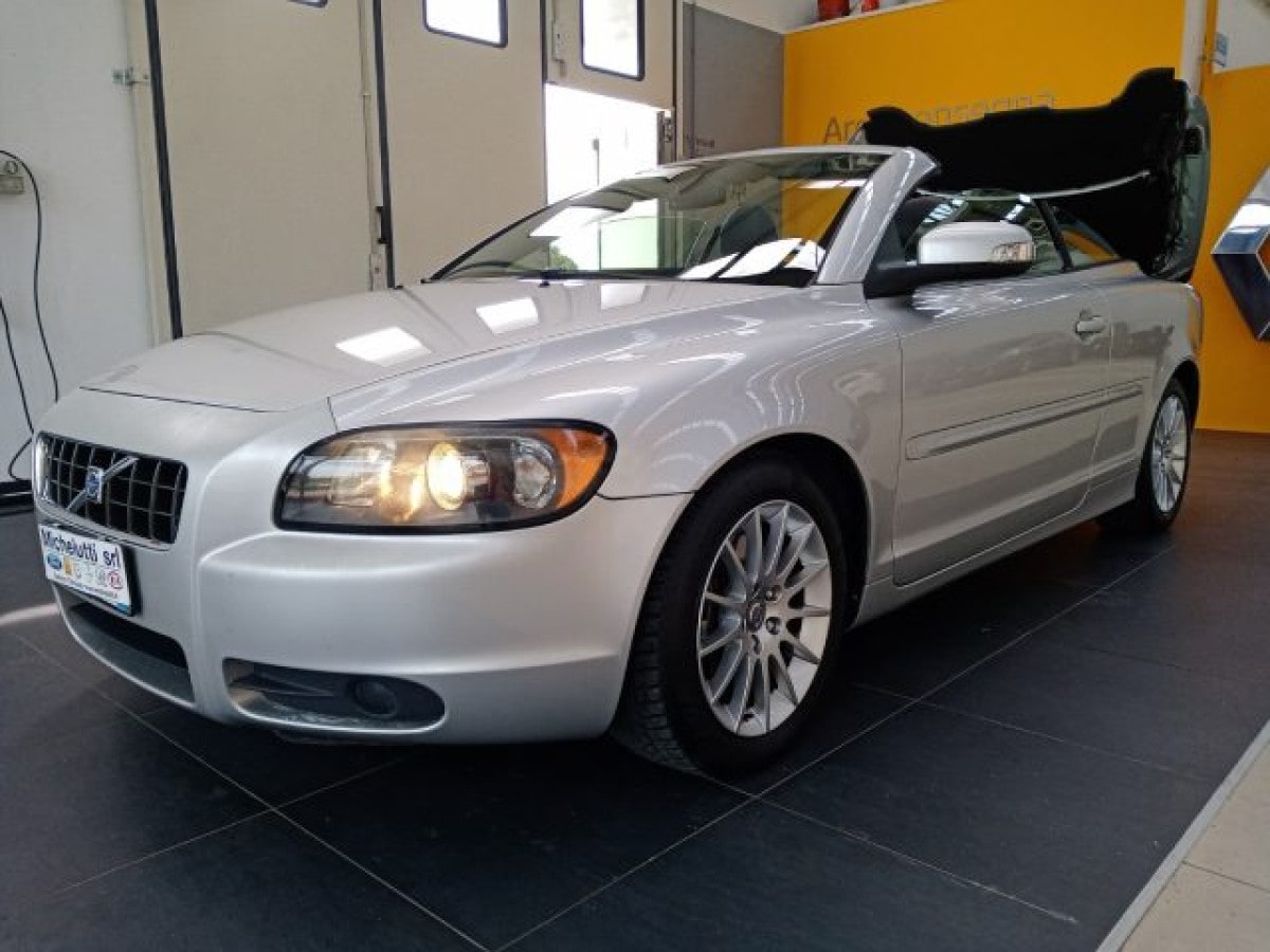 VOLVO C70 (2005-2013) C70 2.0 D Summum