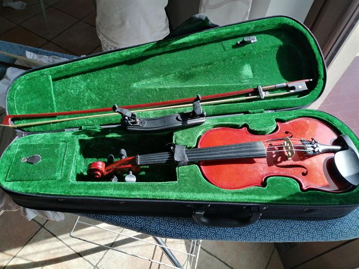 VIOLINO CINESE 2/4 CON CUSTODIA