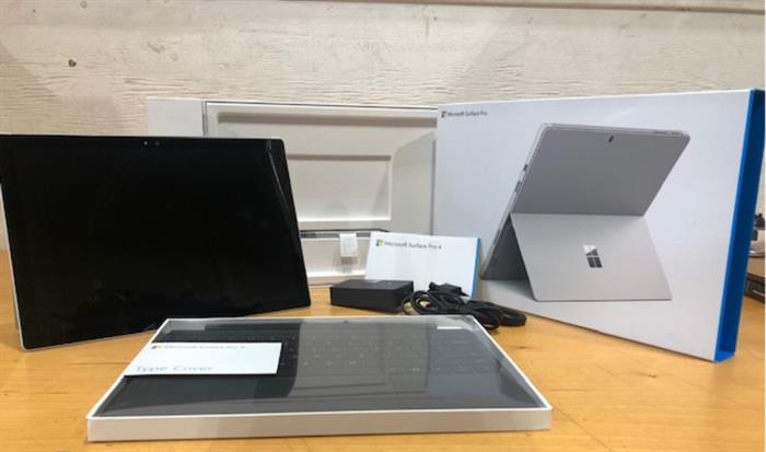 MICROSOFT SURFACE PRO 4 12.3 CON WIN 10 PRO