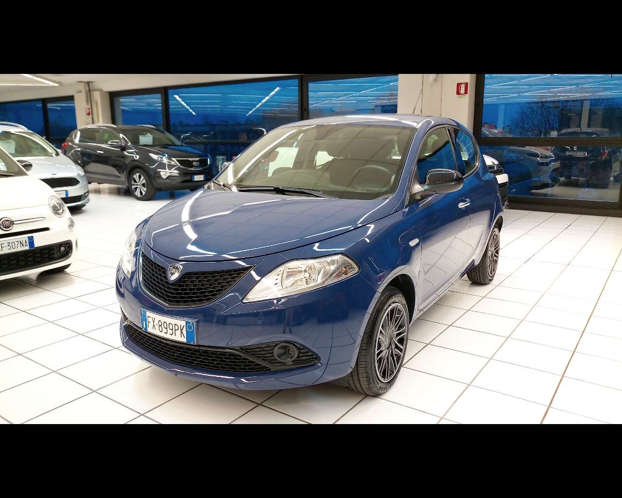 Lancia Ypsilon5 Porte 1.2  Gold