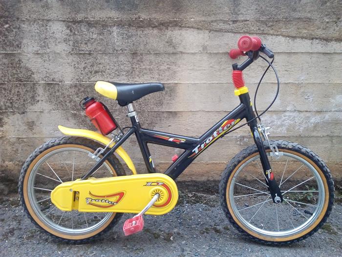 BICICLETTA PER BIMBO CON ROTELLE