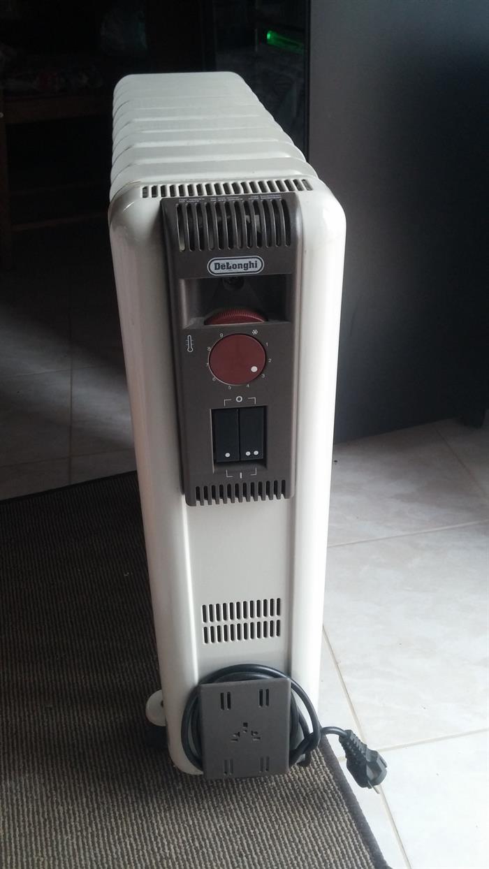 TERMOSIFONE AD OLIO DE LONGHI