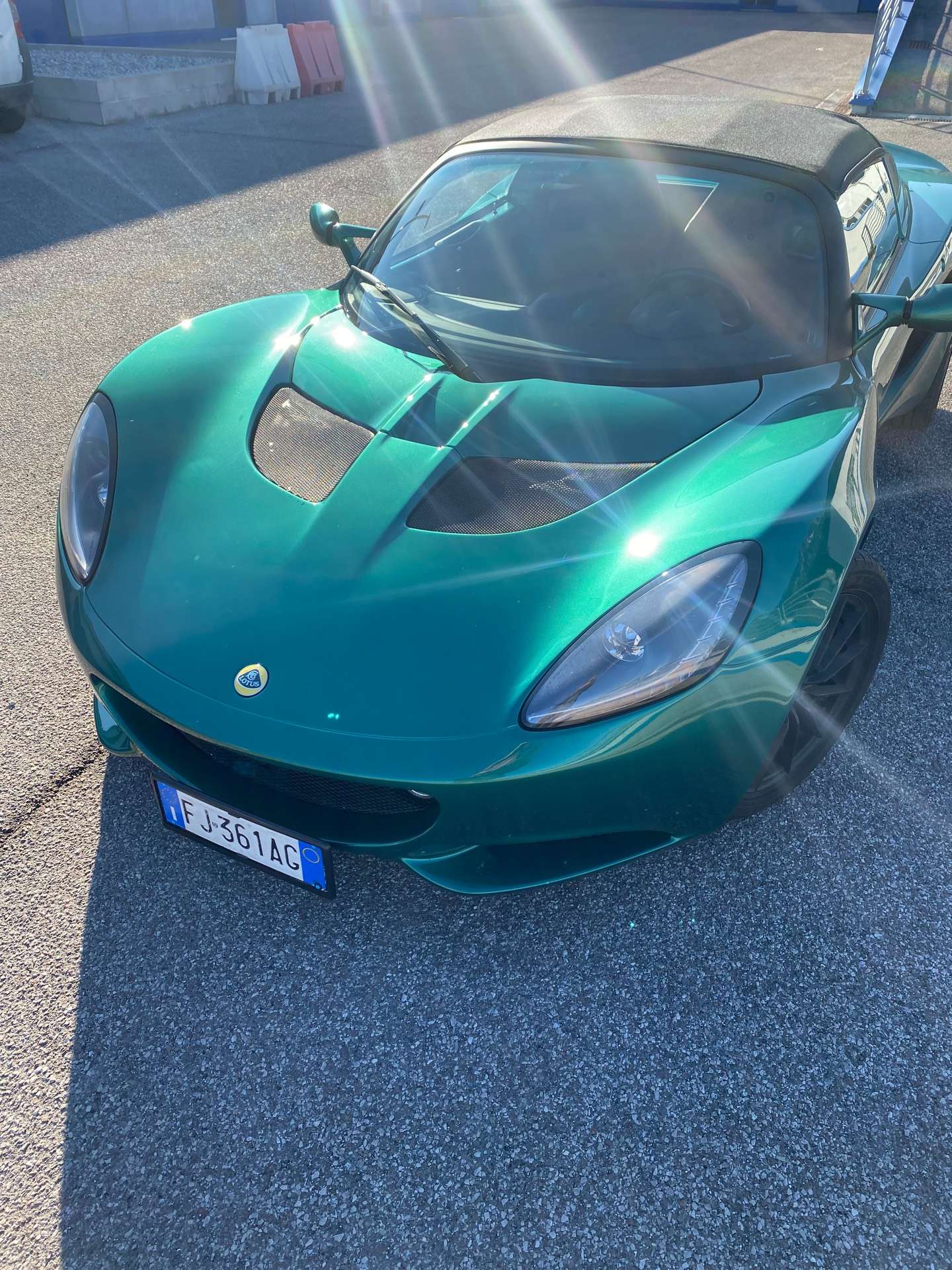 Lotus Elise1.6