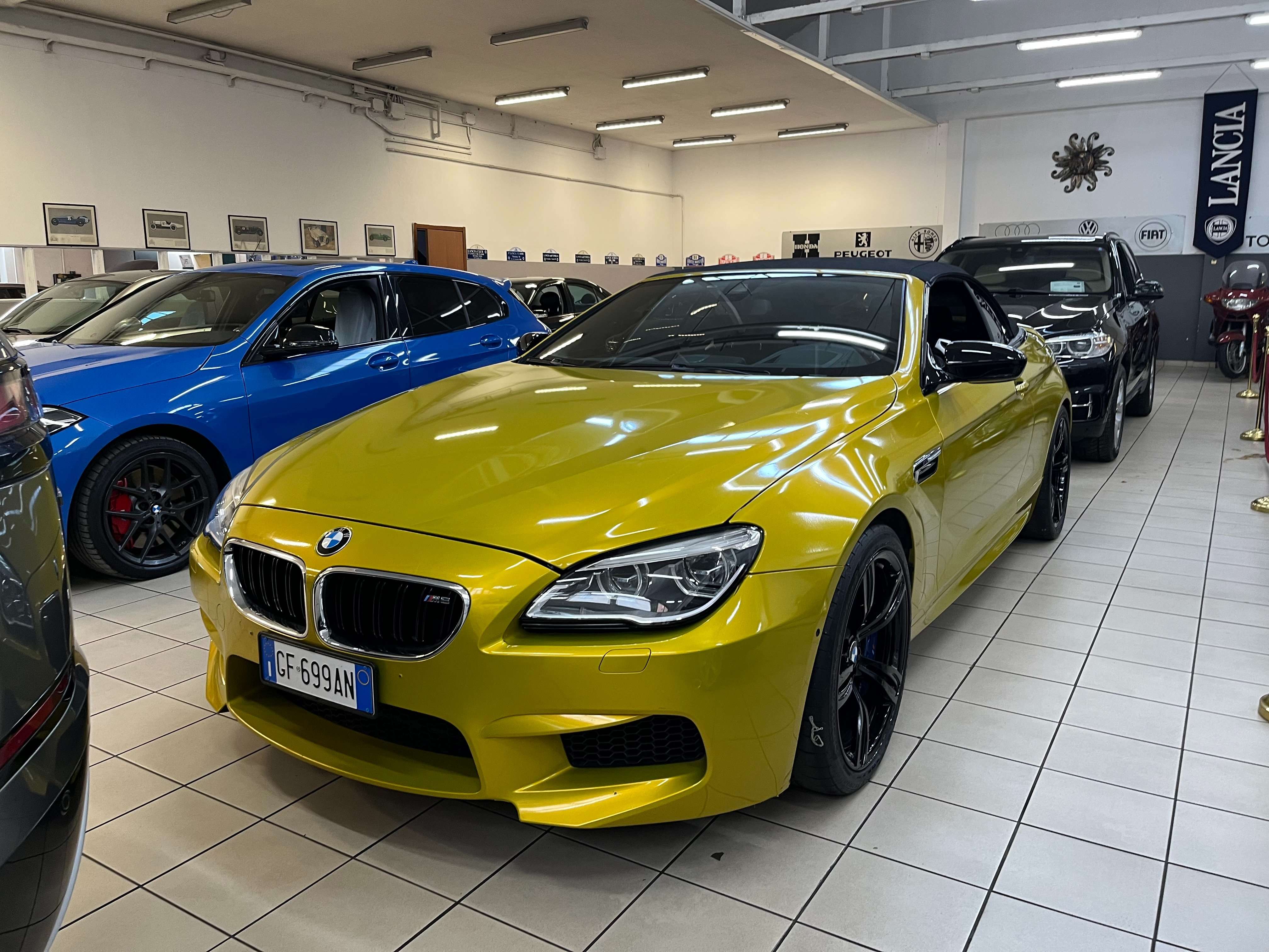 BMW M6M6 Cabrio 4.4 V8 560cv auto