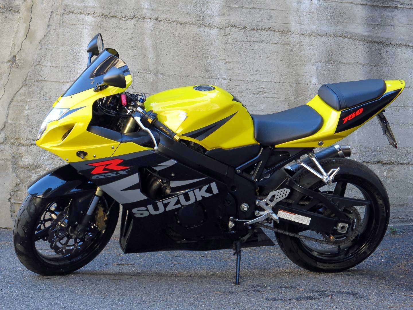 Suzuki GSX-R 750