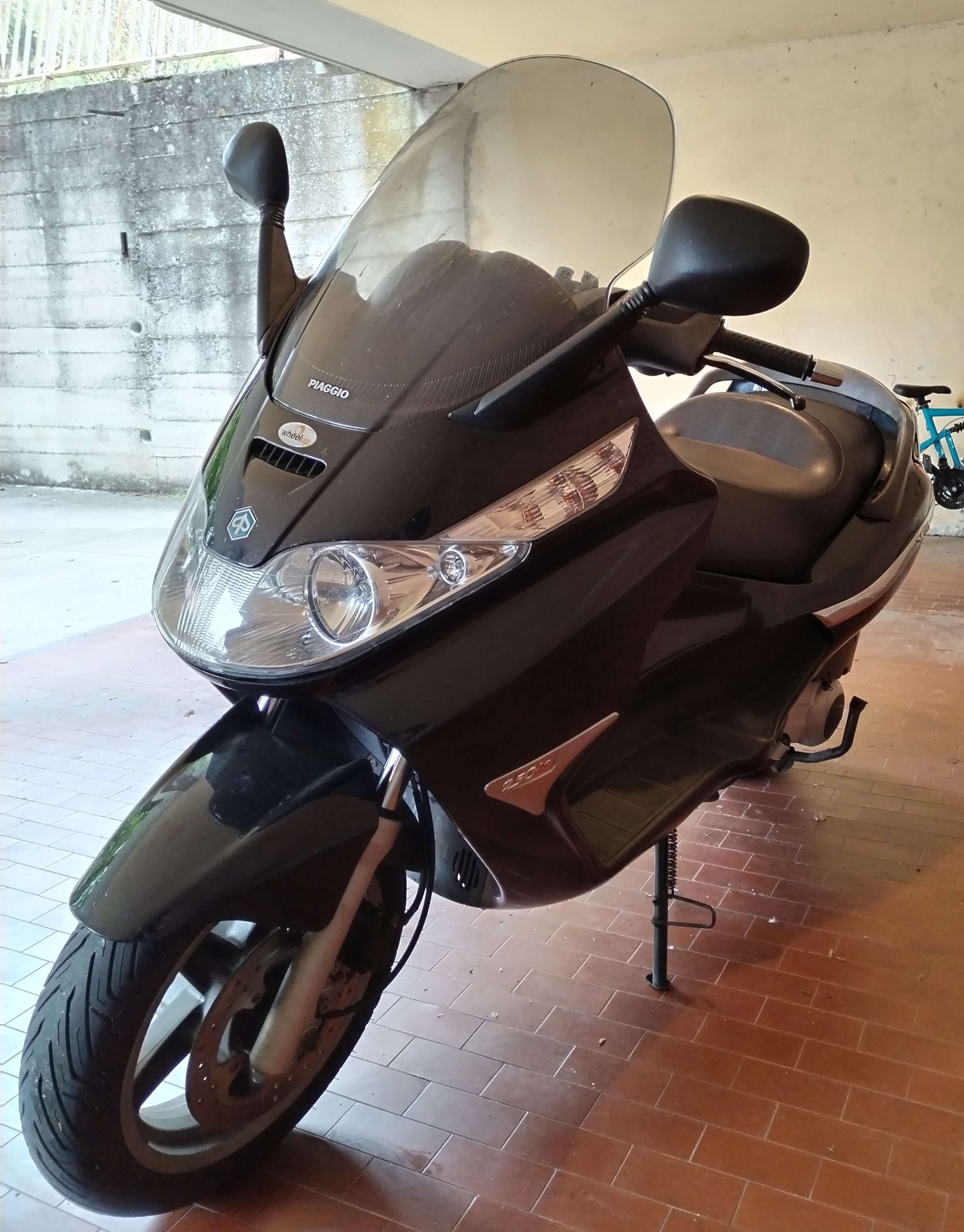 Piaggio X 8250 I.E.