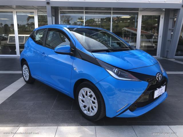 Toyota aygo 1.0 vvt-i 69 cv 5p. x-cool